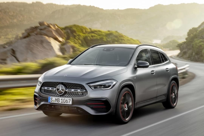 ベンツ新型GLAクラス より広く、より安全に